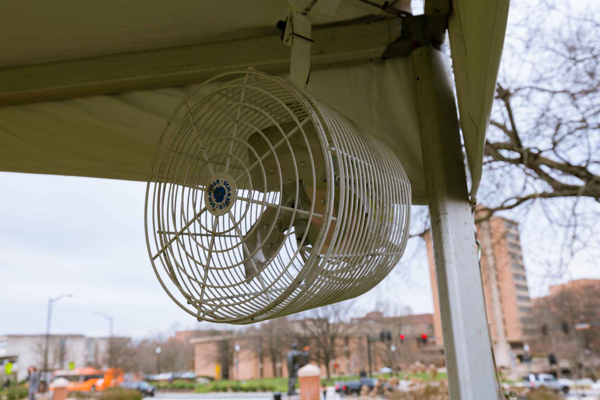 Clamp-on Fan – Tailgate Tennessee